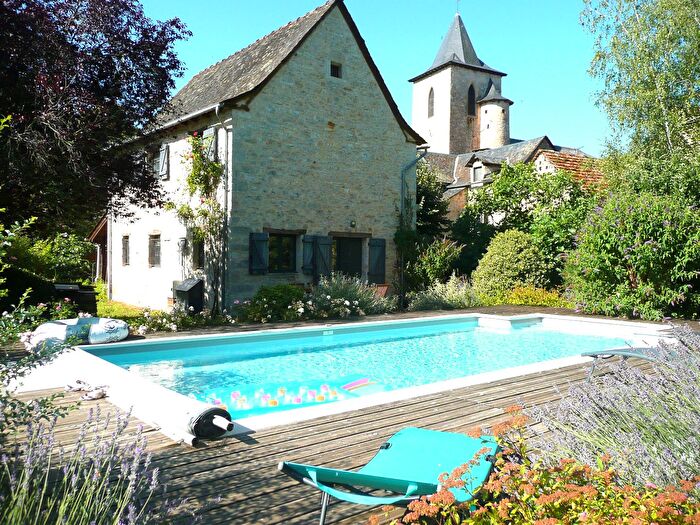 Maison à vendre - Salles-Courbatiès - 10 pièces - 7 chambres