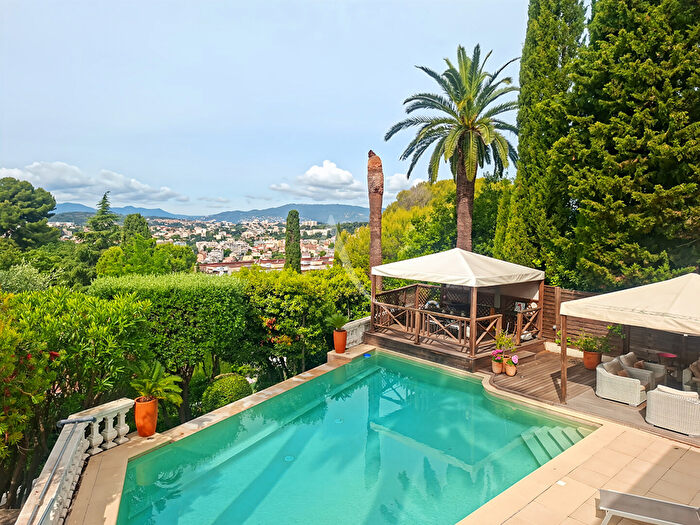 Maison 5 pièces à vendre à Le Cannet, Haut Cannet