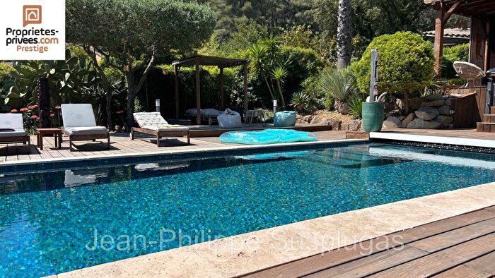Maison 7 pièces à vendre à Sanary-sur-Mer, Pierredon, Boucène, La Piole, Le Lançon, La Bernarde