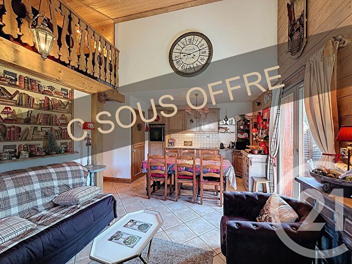 Appartement à vendre - Taninges - 4 pièces - 2 chambres