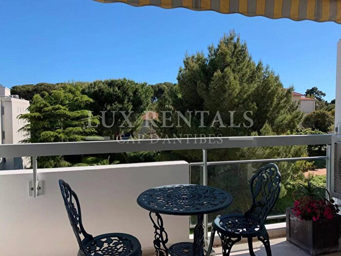 Appartement à louer - Le Cap, Antibes - 2 pièces