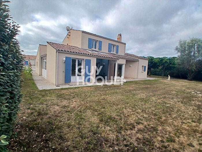 Maison à vendre - Saint-Pierre-dOléron - 9 pièces - 5 chambres