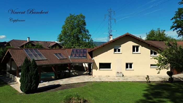 Maison 8 pièces à Arenthon, à vendre