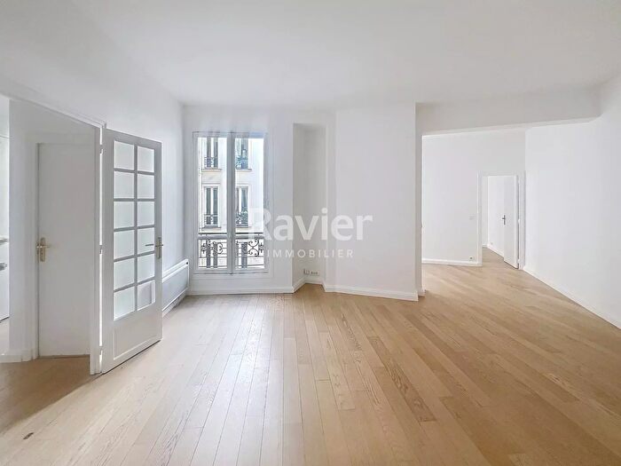 Appartement à louer - Paris e , Saint-Placide - 2 pièces - 1 chambre