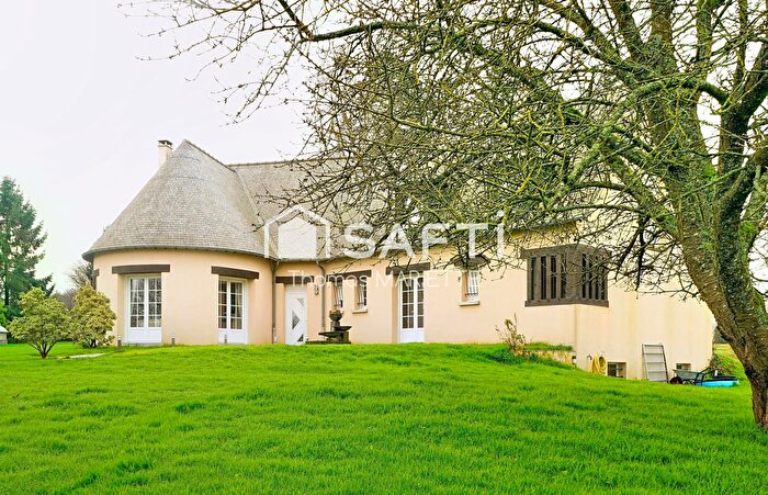 Maison à vendre - Barenton - 9 pièces - 5 chambres