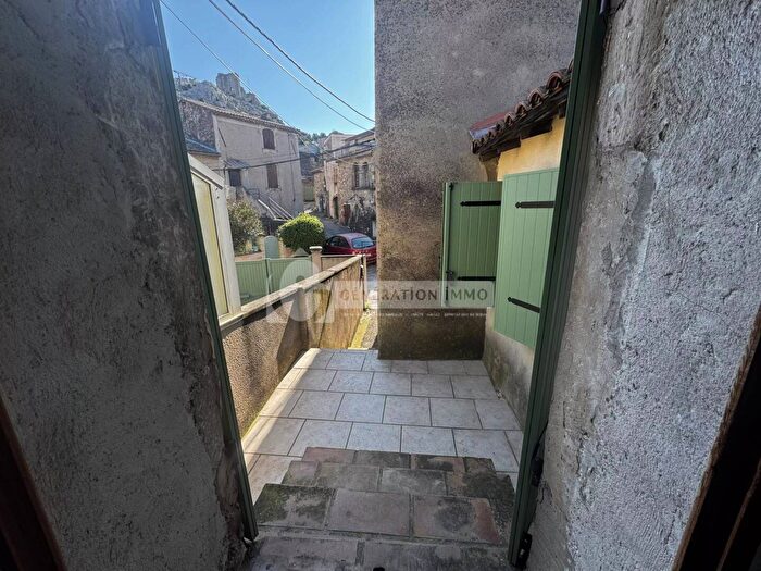 Appartement à louer - Aureille - 1 pièce