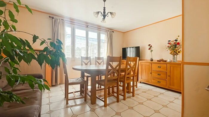 Appartement 3 pièces à vendre - Les Clayes-sous-Bois, Nord