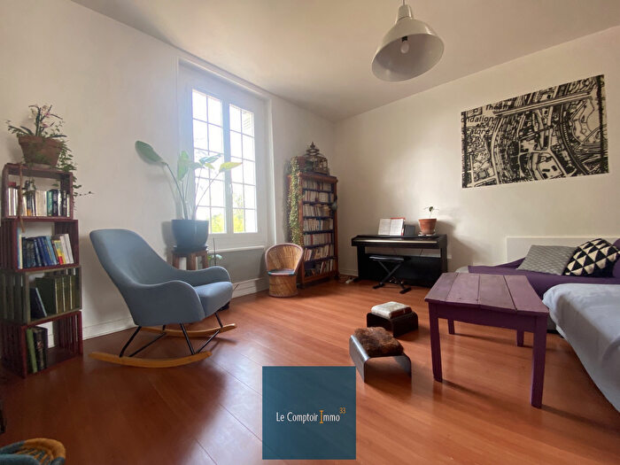 Appartement 3 pièces à Sainte-Eulalie, à vendre