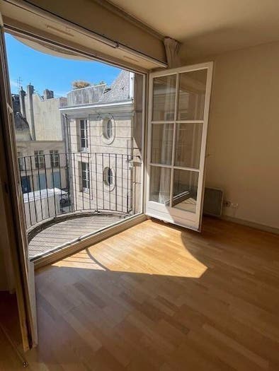 Appartement 2 pièces à Vieux Lille, à louer