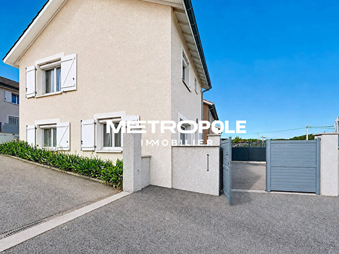 Maison 4 pièces à Bourgoin-Jallieu, Montbernier, Côteaux, à vendre