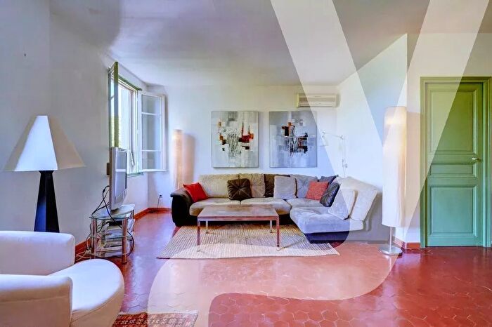 Appartement à vendre - Bagnols-en-Forêt - 3 pièces - 2 chambres