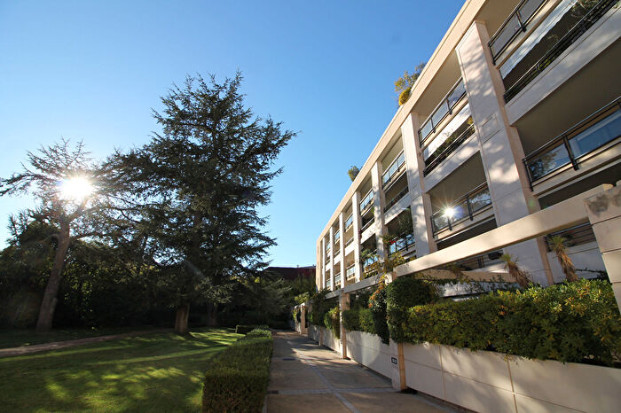 Appartement à vendre - Nîmes, Tour Magne - 3 pièces - 2 chambres