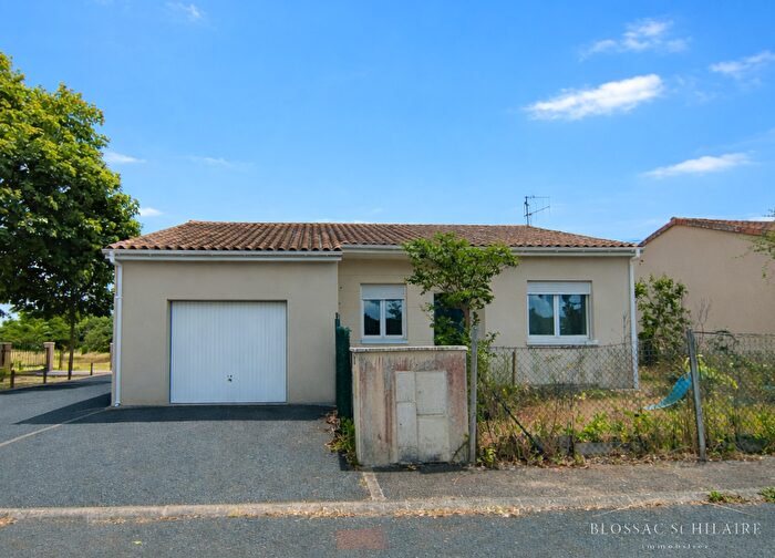 Maison à vendre - Poitiers, Ouest - 3 pièces - 2 chambres