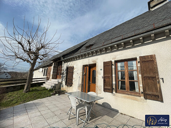 Maison à vendre - Saignes - 5 pièces - 4 chambres