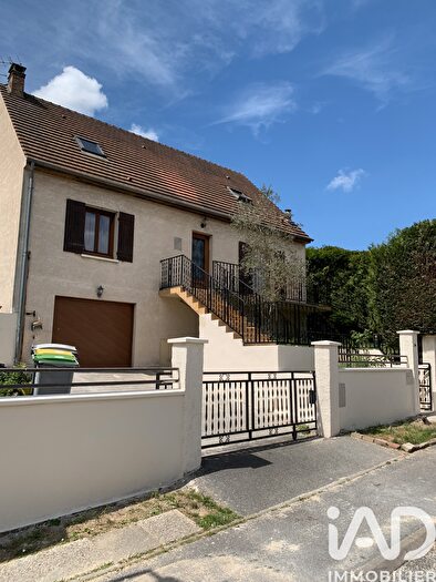 Maison à vendre - Le Thillay - 6 pièces - 5 chambres