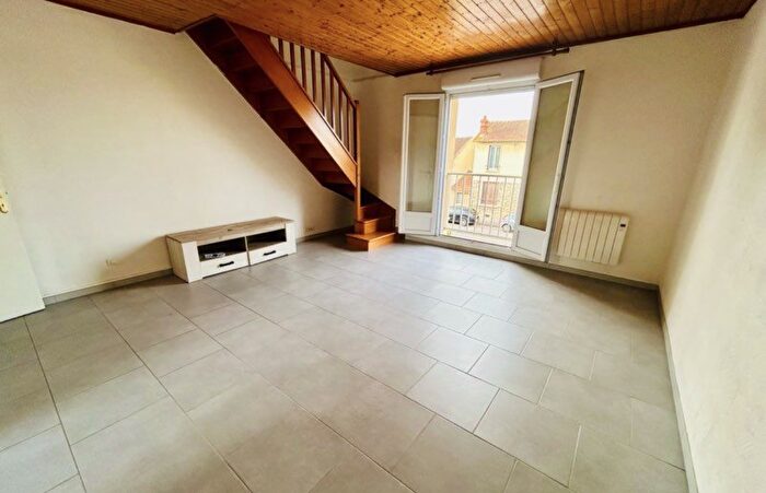 Appartement 2 pièces à louer à Limay, Centre-ville