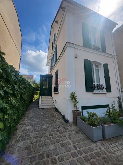 Asnières-sur-Seine, Bécon, Bourguignons - Maison 5 pièces à louer