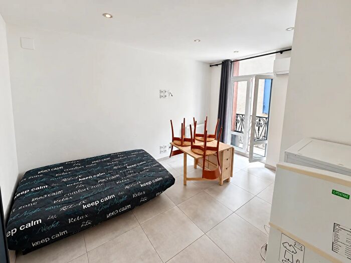 Poussan : Appartement 1 pièce à louer