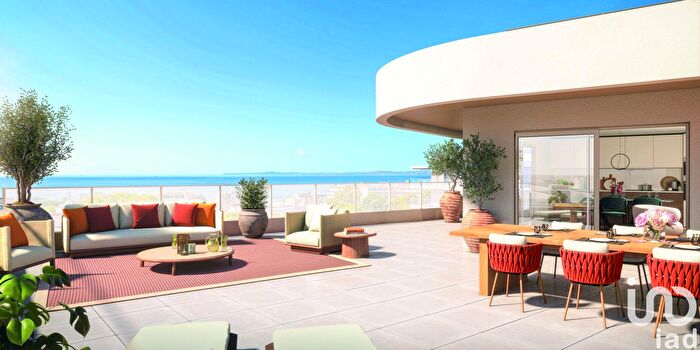 Appartement à vendre - Saint-Laurent-du-Var, Bord de Mer, Port de Plaisance - 4 pièces - 3 chambres