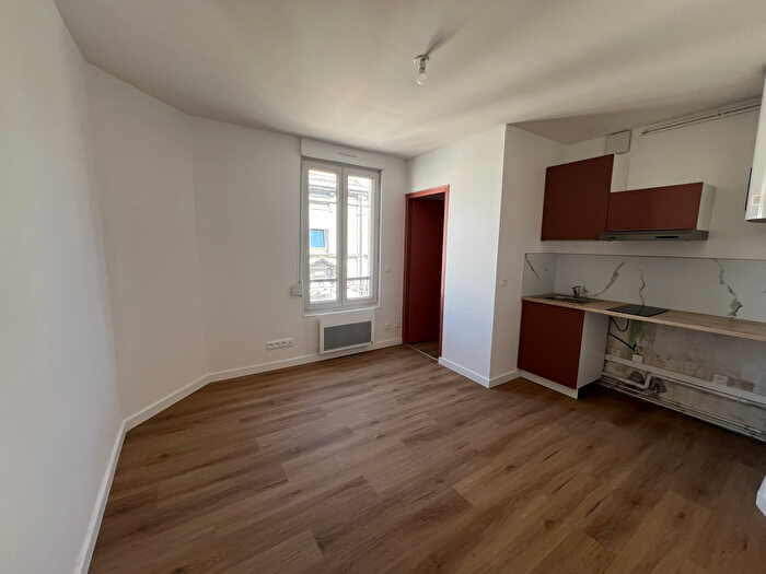 Appartement à louer - Reims, Jamin, Jaurès, Cernay, Epinettes - 2 pièces - 1 chambre