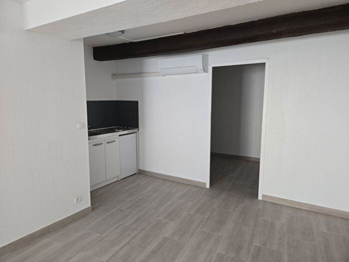 Appartement à louer - Nord, Manduel - 1 pièce - 1 chambre