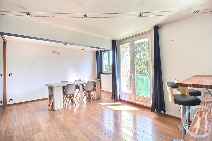 Appartement 3 pièces à louer à Fresnes, La Peupleraie