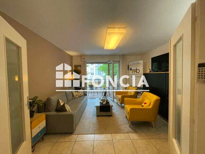 Poincare Est, Strasbourg : Appartement 3 pièces à louer
