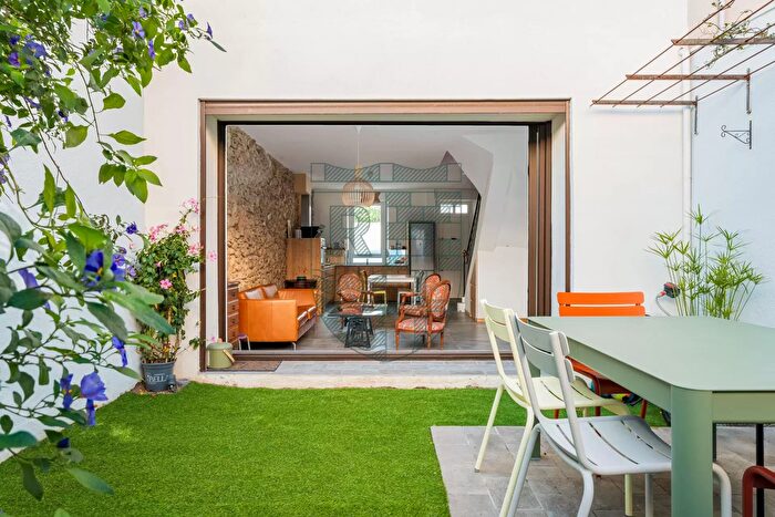 Maison à vendre - Marseille e , Saint-Barnabé - 4 pièces - 3 chambres