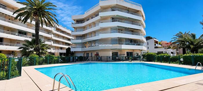 Appartement 1 pièce à vendre - Saint-Raphaël, Santa-Lucia