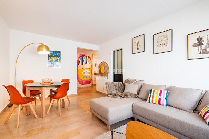 Appartement à vendre - Antibes, Coeur de ville - 2 pièces - 1 chambre