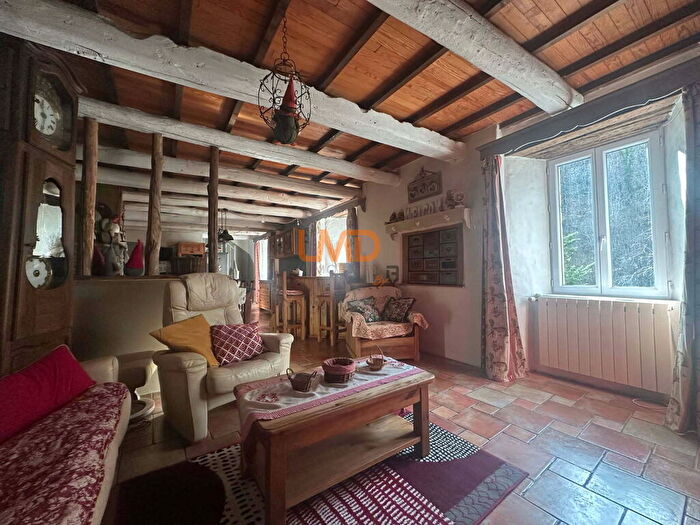 Saint-André-de-Valborgne : Maison 10 pièces à vendre