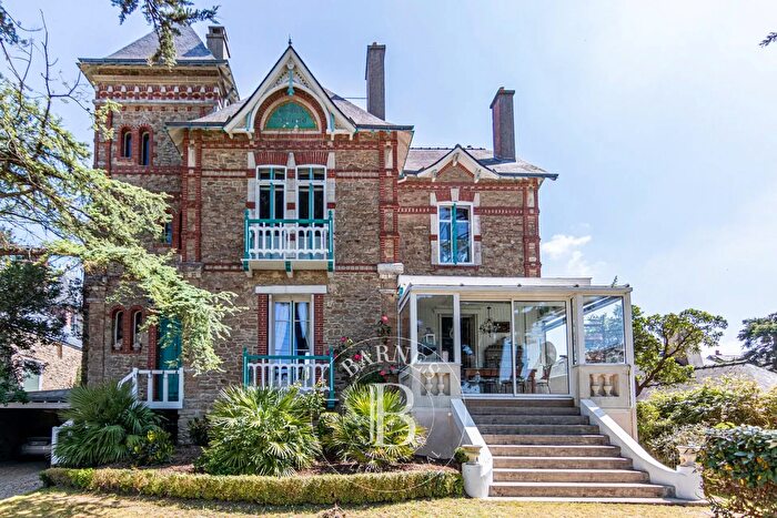 Maison à vendre - Pornichet, Centre-ville, Gare, Gambetta - 10 pièces - 6 chambres