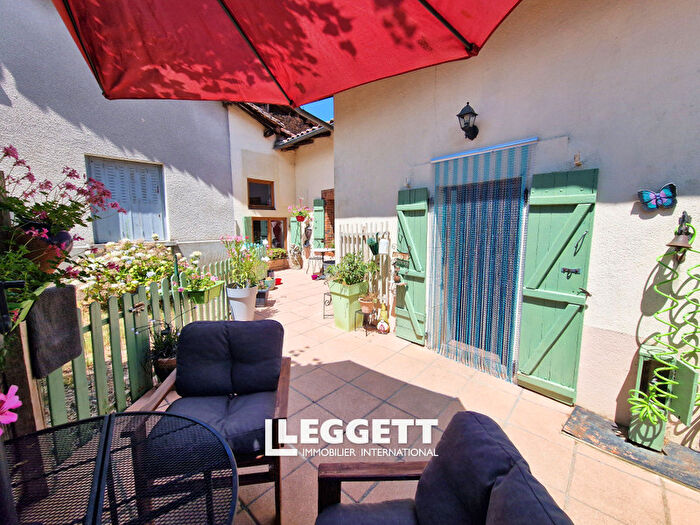 Maison à vendre - Chassenon - 6 pièces - 3 chambres