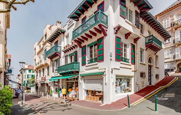 Appartement à vendre - Biarritz, Centre-ville Ouest - 4 pièces - 3 chambres