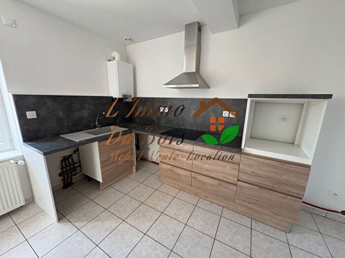 Appartement à louer - Salaise-sur-Sanne - 4 pièces - 3 chambres