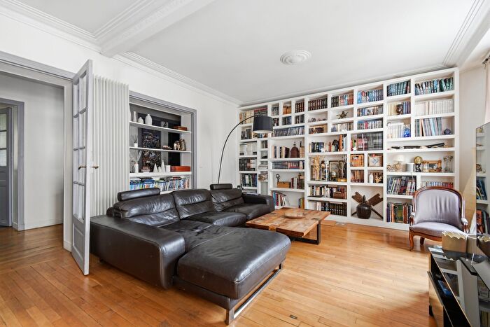 Appartement 4 pièces à vendre à Courbevoie, Bécon