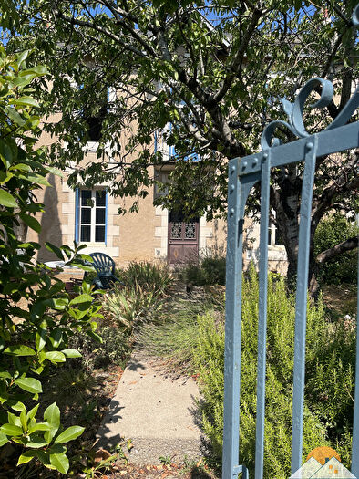 Maison 4 pièces à Cherves, à vendre