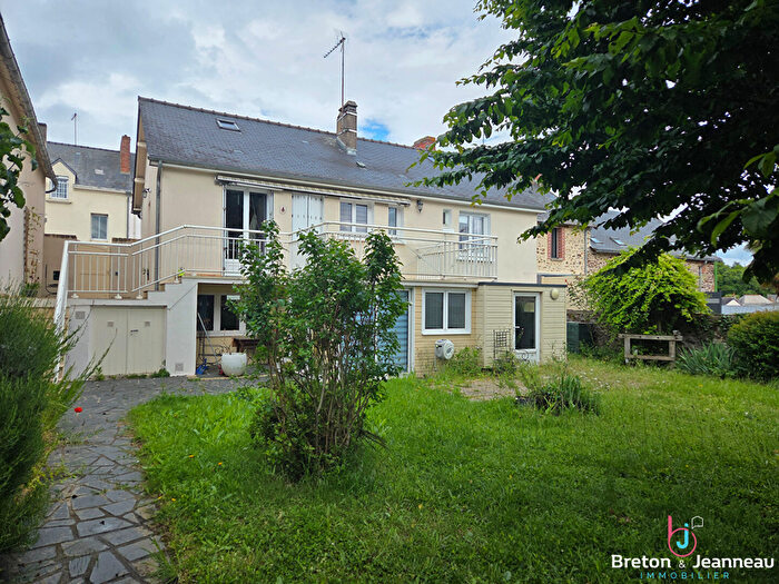 Montsûrs : Maison 7 pièces à vendre