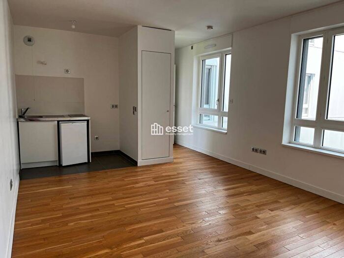 Appartement à louer - Grenier Point du Jour, Boulogne-Billancourt - 1 pièce