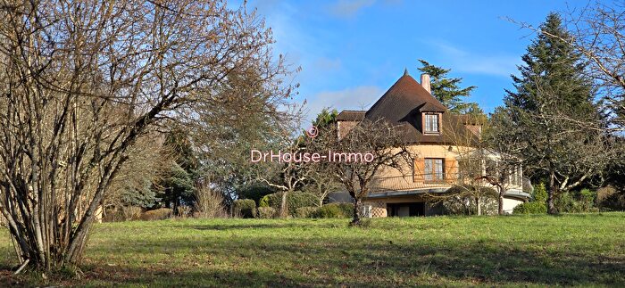Maison à vendre - Bonnes - 5 pièces - 4 chambres