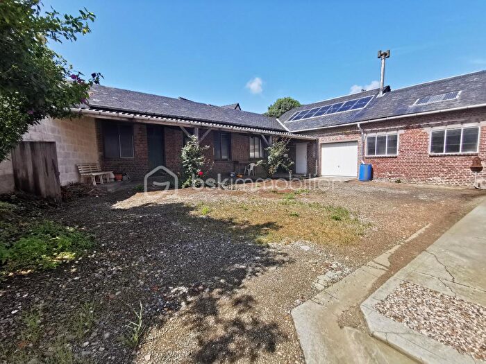 Maison à vendre - Friaucourt - 4 pièces - 3 chambres