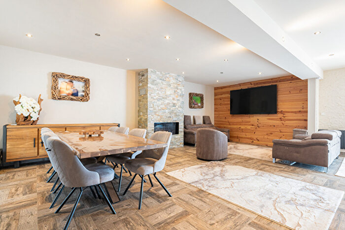 Maison à vendre - Quimper, Quimper Sud - 6 pièces - 4 chambres