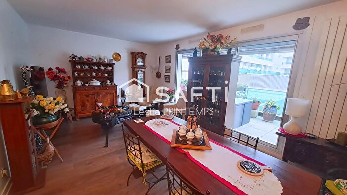 Appartement à vendre - Niort, Centre-ville - 5 pièces - 3 chambres