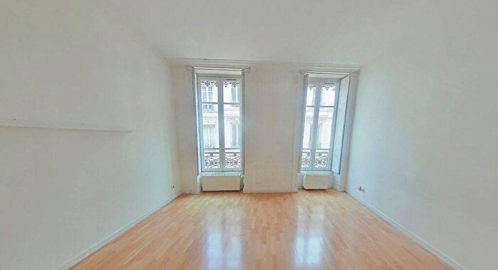 Terreaux, Lyon 1er arrondissement : Appartement 4 pièces à louer
