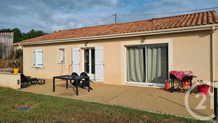 Maison 4 pièces à louer à Castels