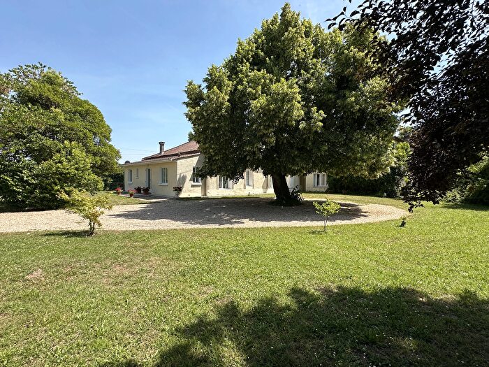 Montcaret : Maison 14 pièces à vendre