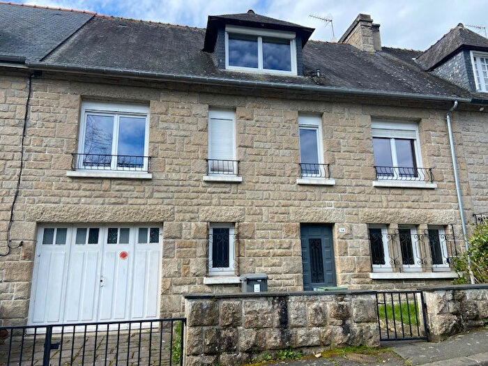 Maison à louer - Dinan - 7 pièces - 5 chambres