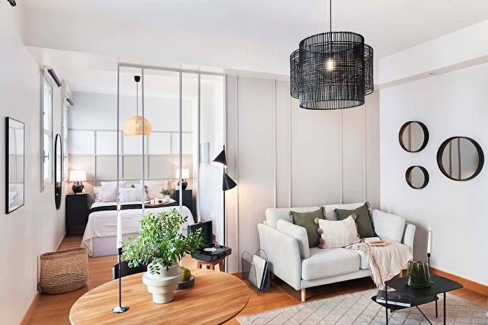 Appartement 1 pièce à louer - Porte Dauphine, Paris 16ème arrondissement