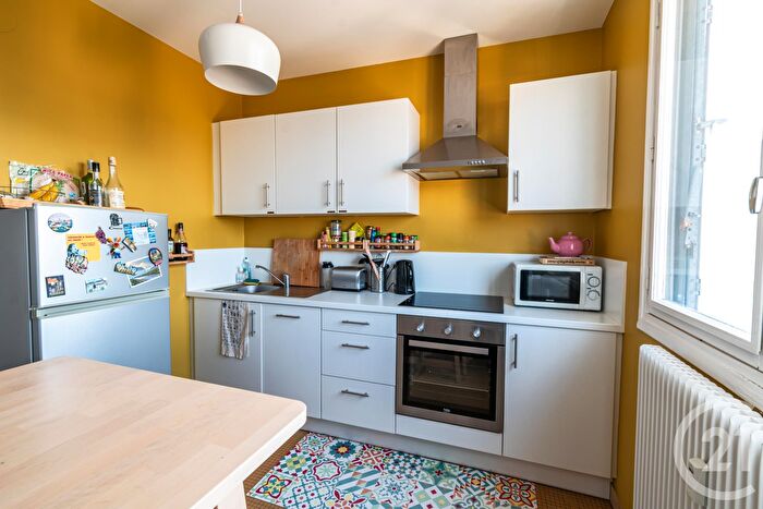 Appartement à vendre - Laval, Pavement - 5 pièces - 3 chambres