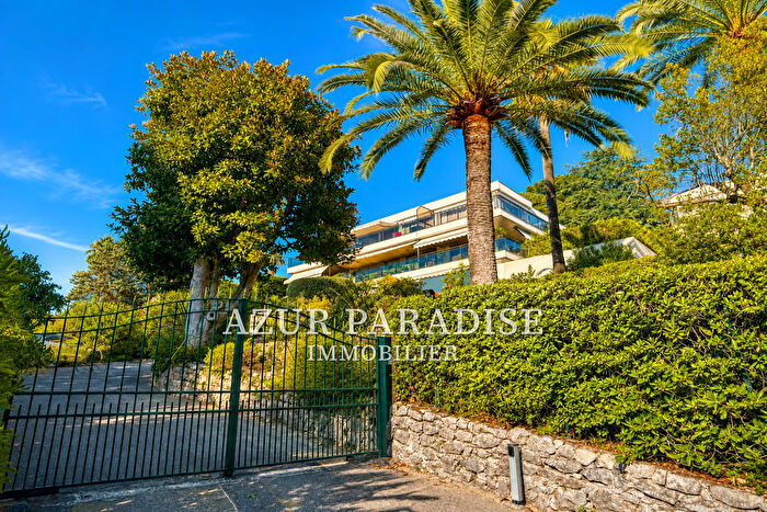 Cannes, Californie Pezou : Appartement 2 pièces à vendre